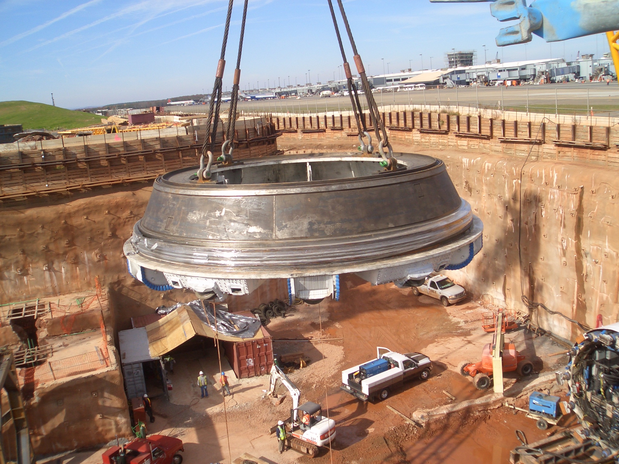 Dulles Airport Train System - Robbins